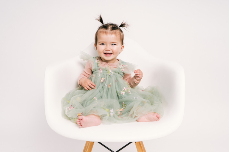 Little Annie Pop-in Portraits & Mini Smiles - Buckland Hall
